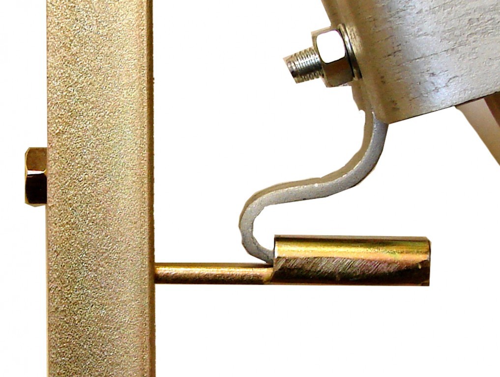 Hotline - Reel Bracket | Farmers Equipment