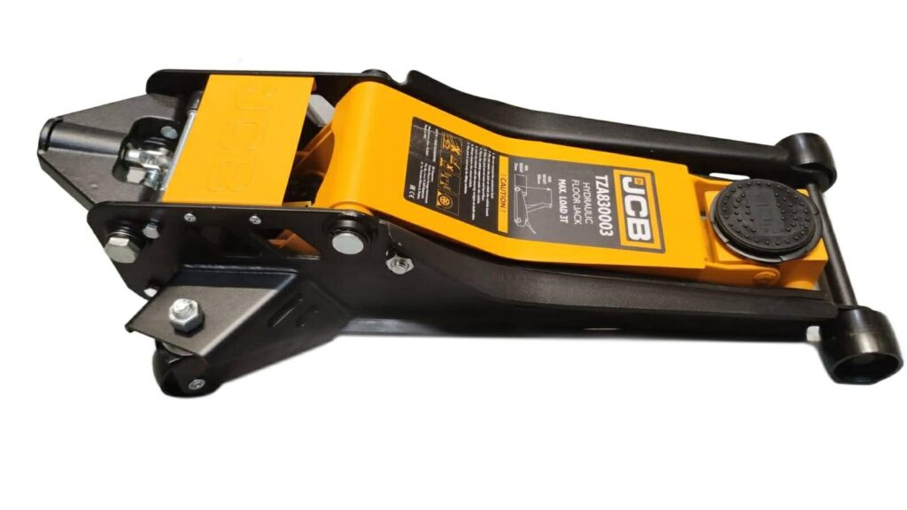 JCB-TZA830003 - 3 Tonne Low-Profile Hydraulic Trolley Jack | Farmers ...